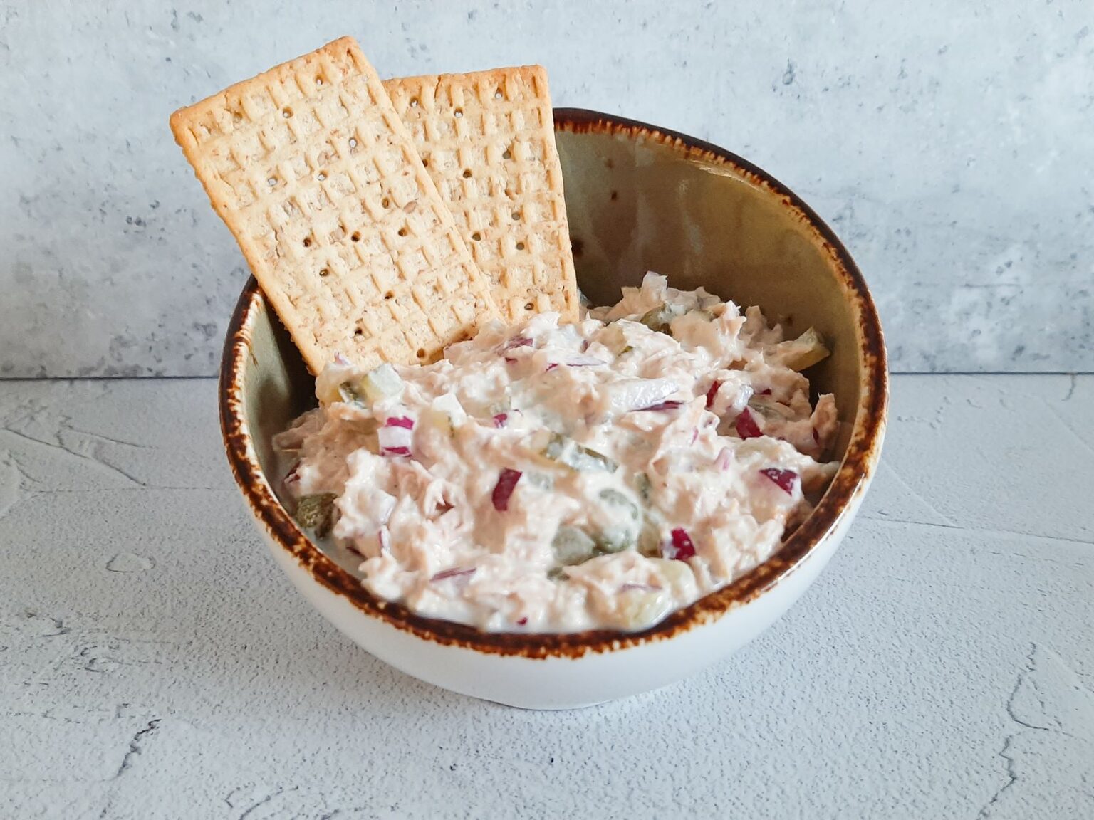Zelfgemaakte tonijnsalade | Koken&Bakken doe je zo