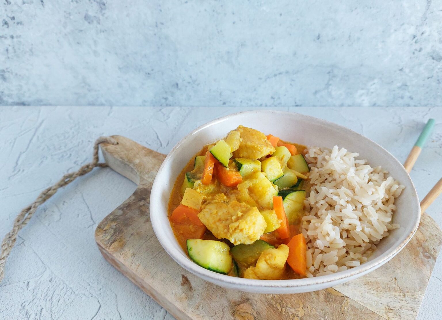 Simpele gele viscurry | Koken&Bakken doe je zo